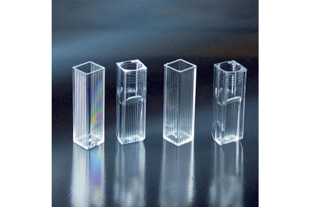 Cuvette PS MACRO 2-4ml, 100 cái/hộp, 10x10x45mm - Mã: 1015 - Hóa Việt